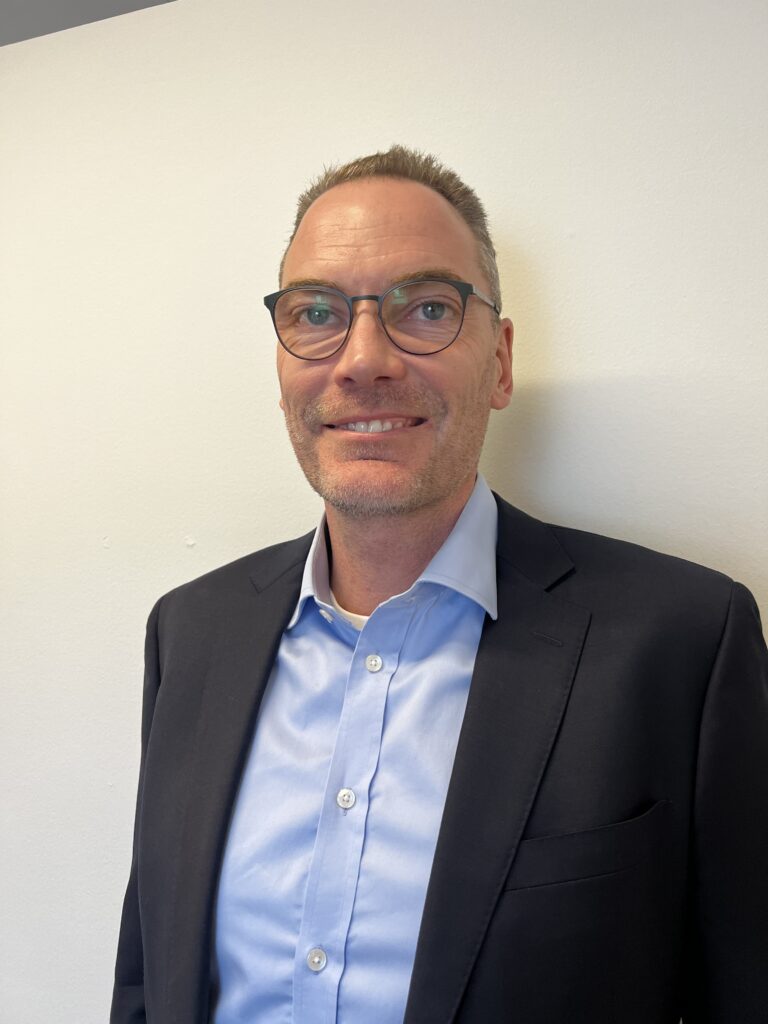 Kontakt - Max Matthiessen